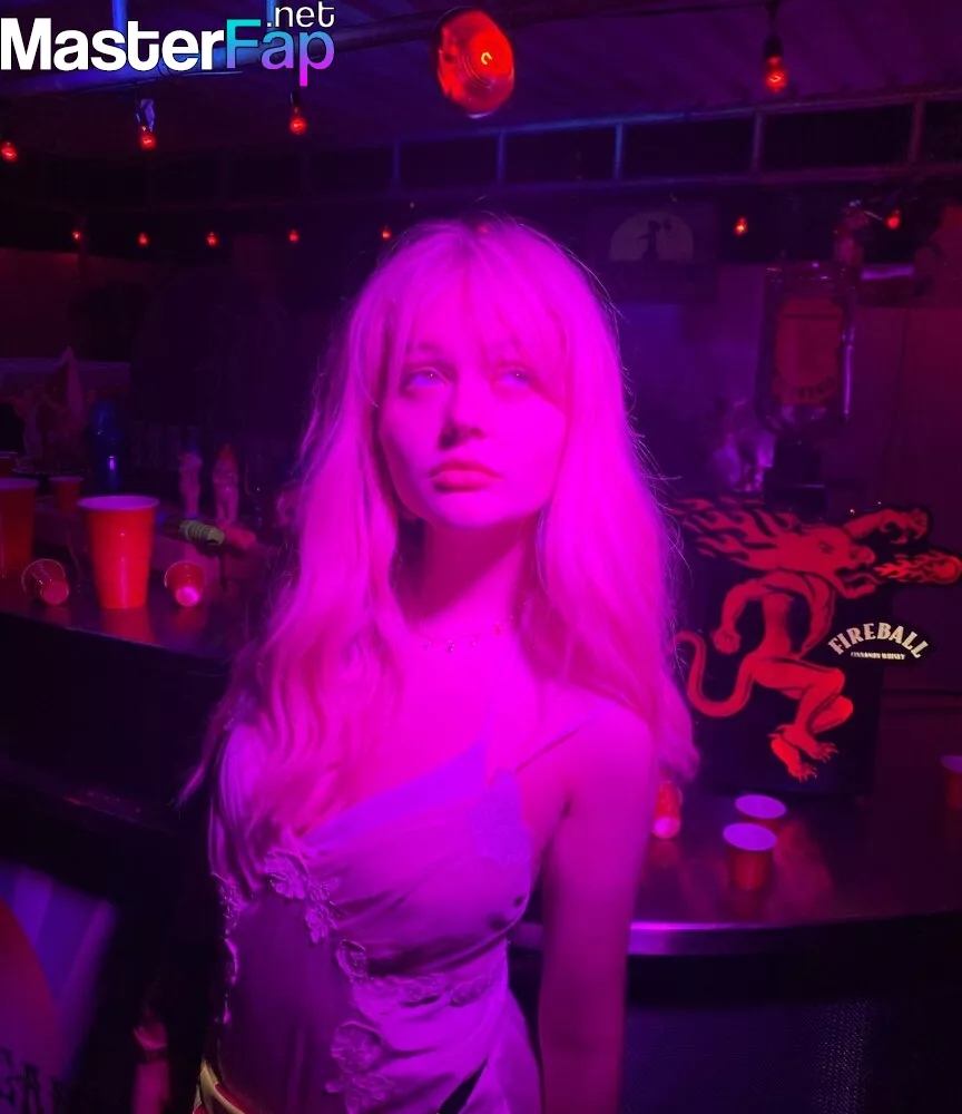 Emily Alyn Lind Nude Onlyfans Leak Picture Llp8llrt8n